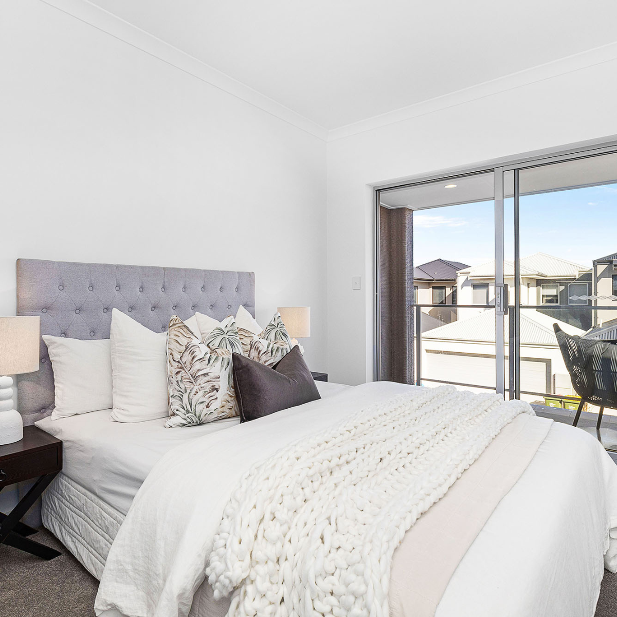 Tapping Residence – Contec